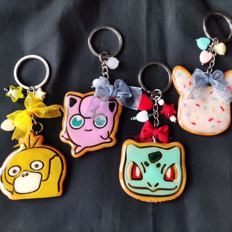 Pikachu Resin Keychain - Etsy
