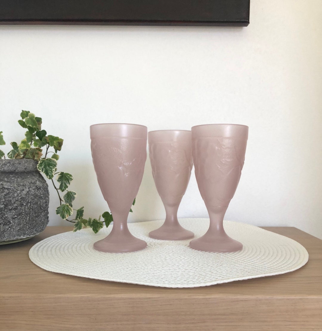 Vintage Arcoroc Luminarc Set of 3 Glass Sundaes, Milkshake Glasses, on ...