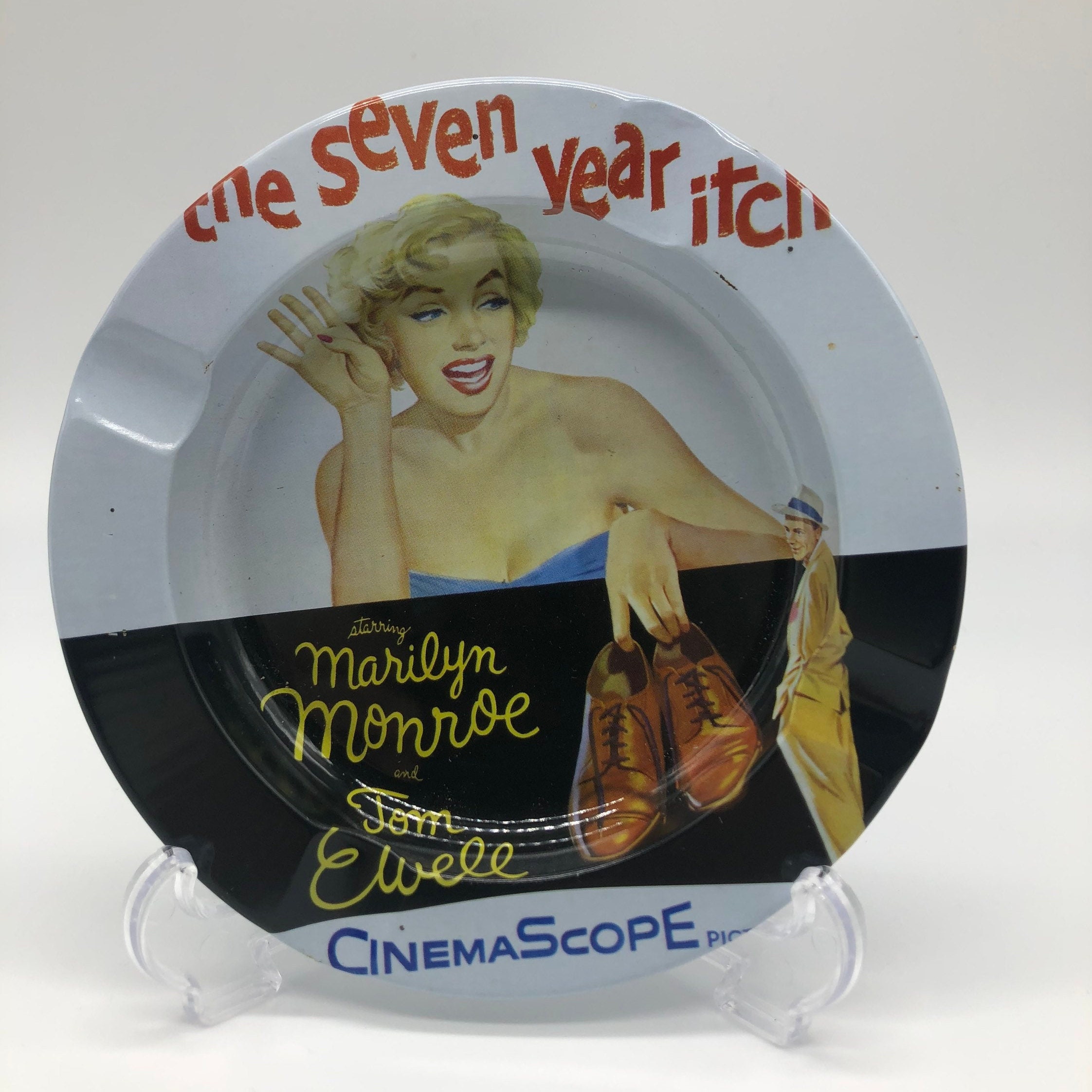 Marilyn Monroe Round Tin Ashtray - Etsy Ireland