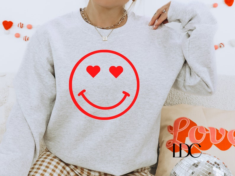 Heart Eyes SVG Valentines SVG Smiley Face SVG - Etsy