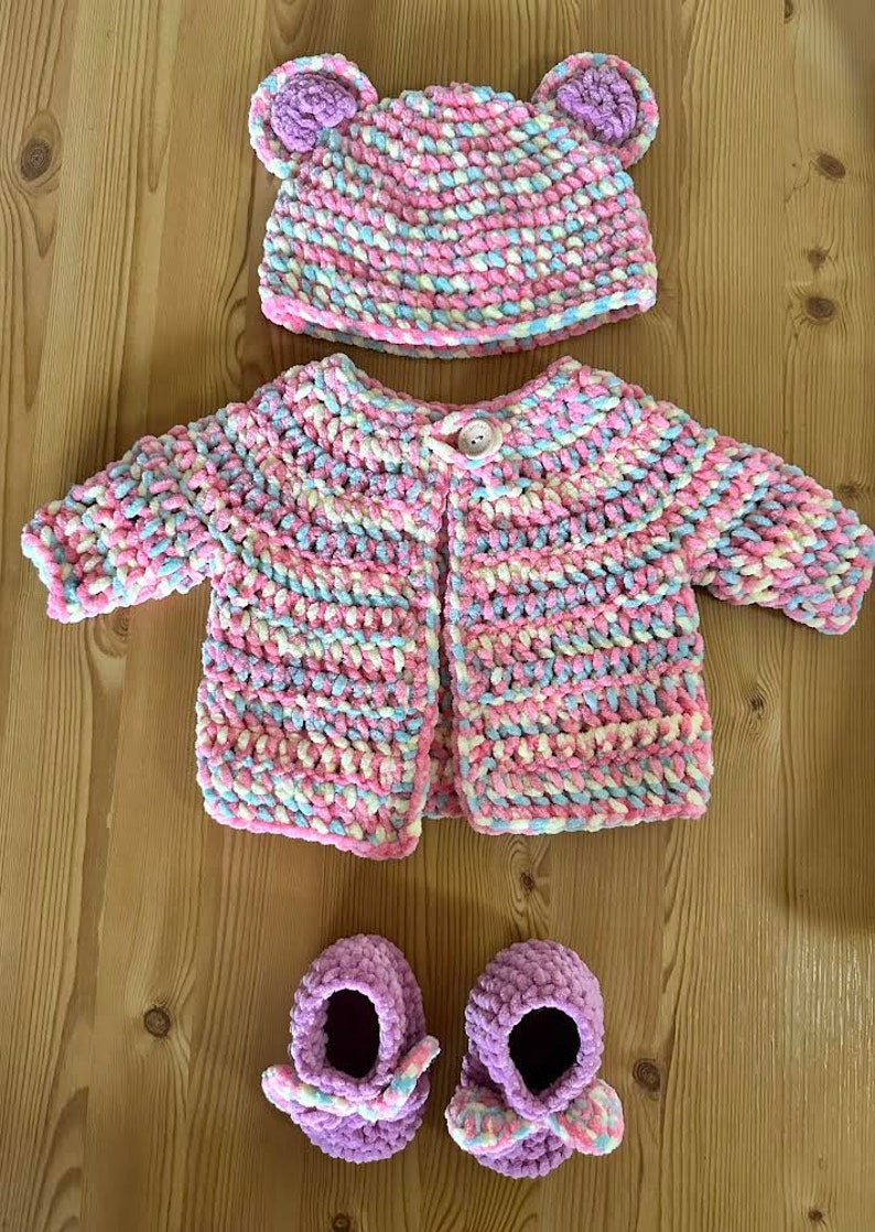 Chunky Chenille Teddy Bear Baby Set Crocheted Cardigan Hat Booties to ...