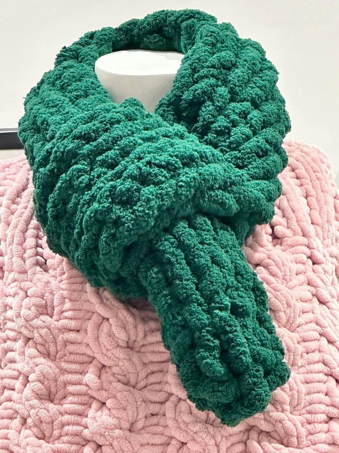Finger Knit Scarf Pattern Beginner Friendly Uses Only ONE Ball of Ultra ...