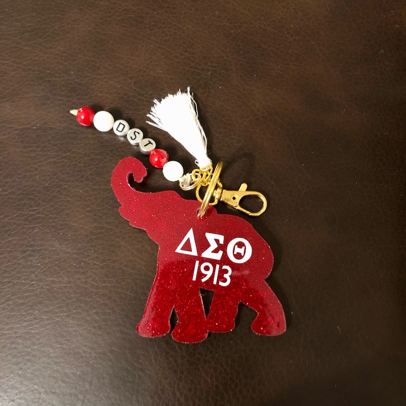 Red Glitter Elephant Keychain: Personalized Epoxy Resin, Beaded - Etsy
