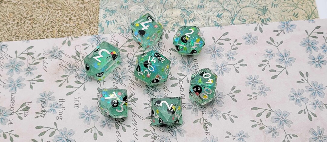 Green Soot Sprites Resin Dice 7 Piece Set Dnd Dice Dungeons & Dragons ...