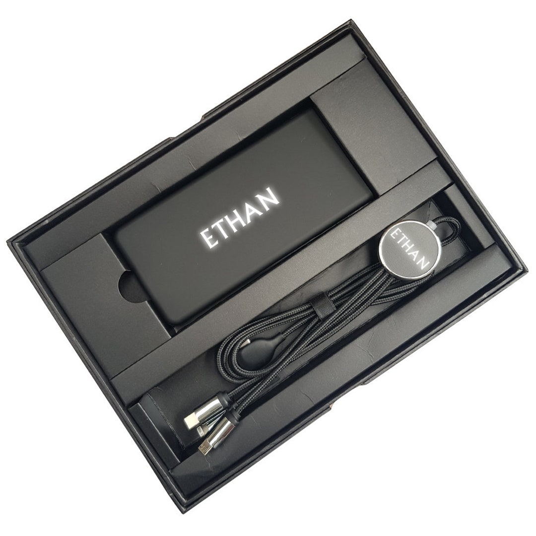 Personalized Light up Power Bank & Multi-cable Set - 5000mah - Etsy