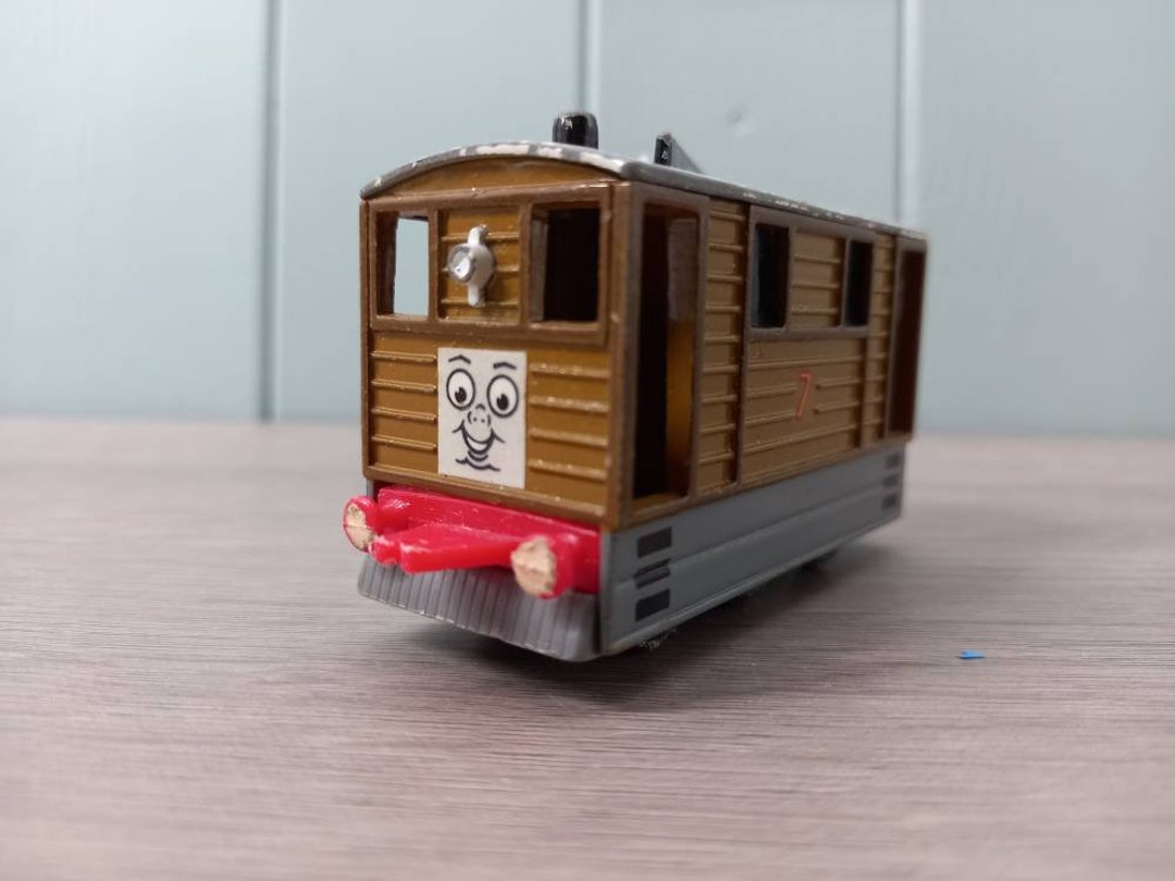 Ertl Thomas the Tank Engine and Friends, 1986 Carriage - Etsy