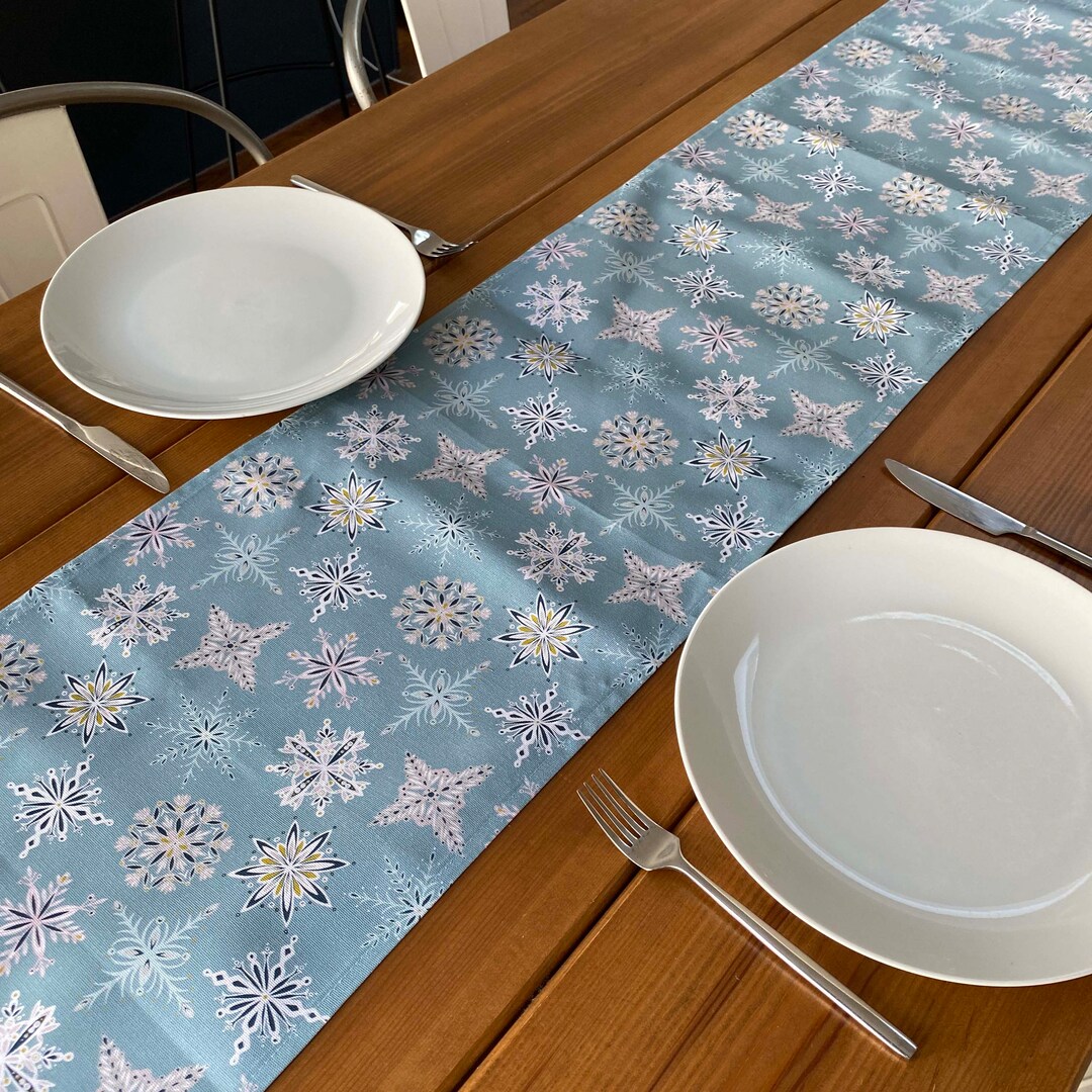 Snowflake Christmas Table Runner / Holiday Table Decoration, 192 X 32cm ...