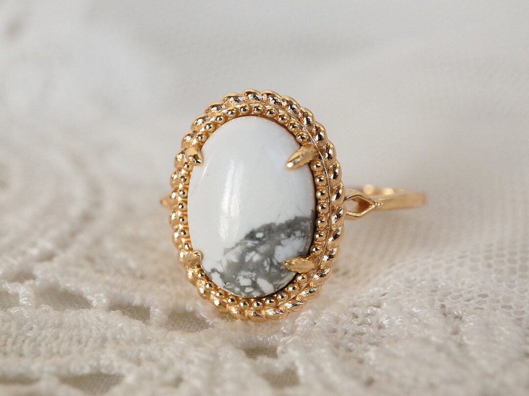Vintage 14K Gold Vermeil White Turquoise Ring, Gorgeous Oval Turquoise ...