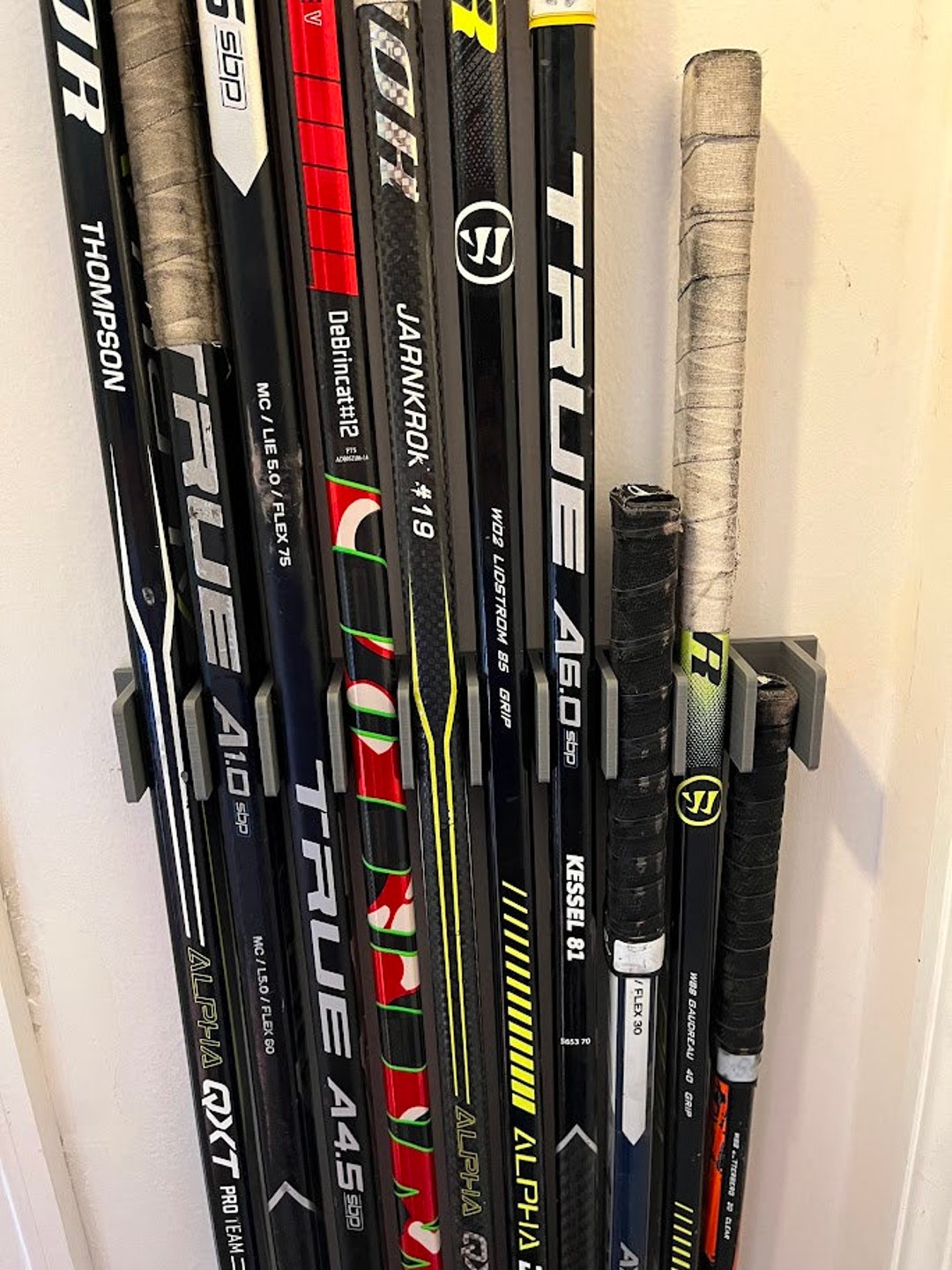 Wall-mountable Hockey Stick Rack for 10 Sticks - Etsy