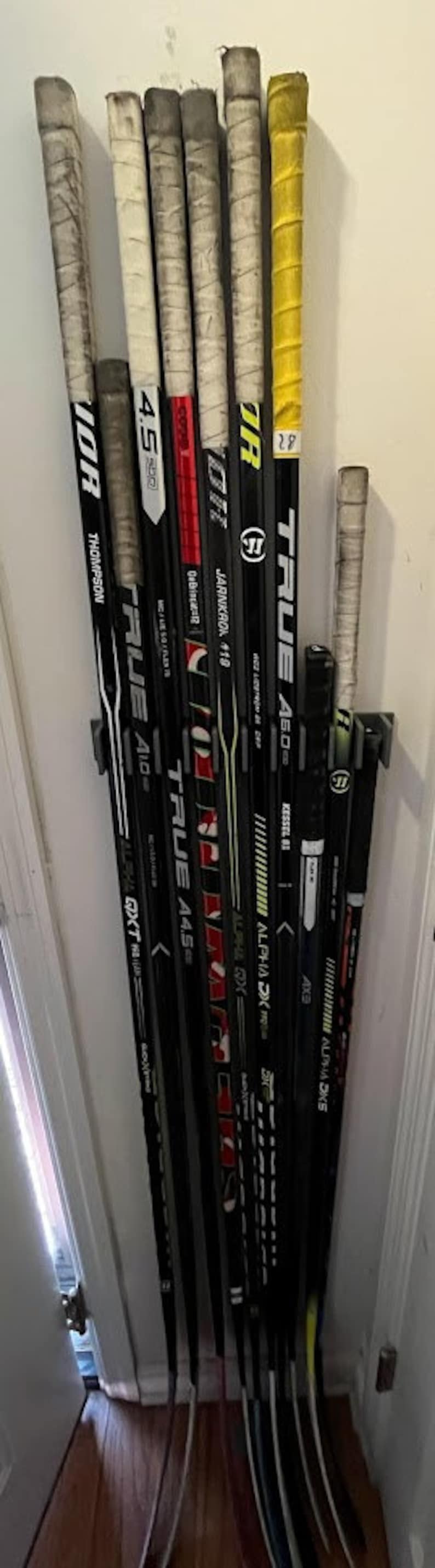 Wall-mountable Hockey Stick Rack for 10 Sticks - Etsy
