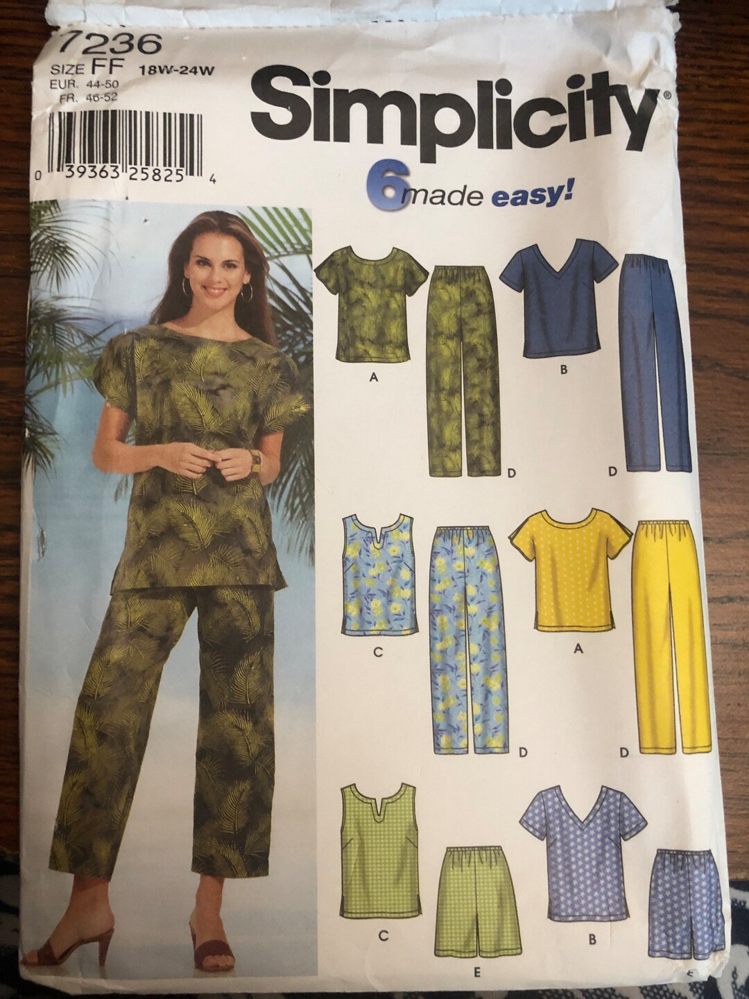 Simplicity 7236 Tunic T-shirt Top, Capri, Loose Fitting Shorts, Pull on ...