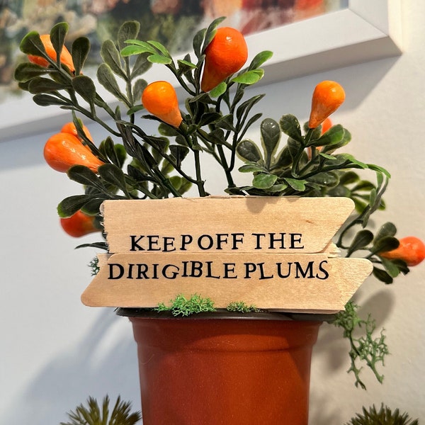 Dirigible Plum - Etsy