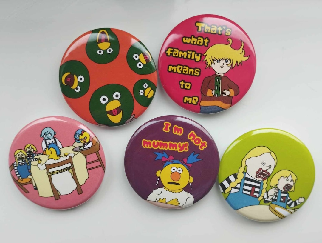 Don't Hug Me I'm Scared Family Badges Don't Hug Me I'm Scared Todney ...