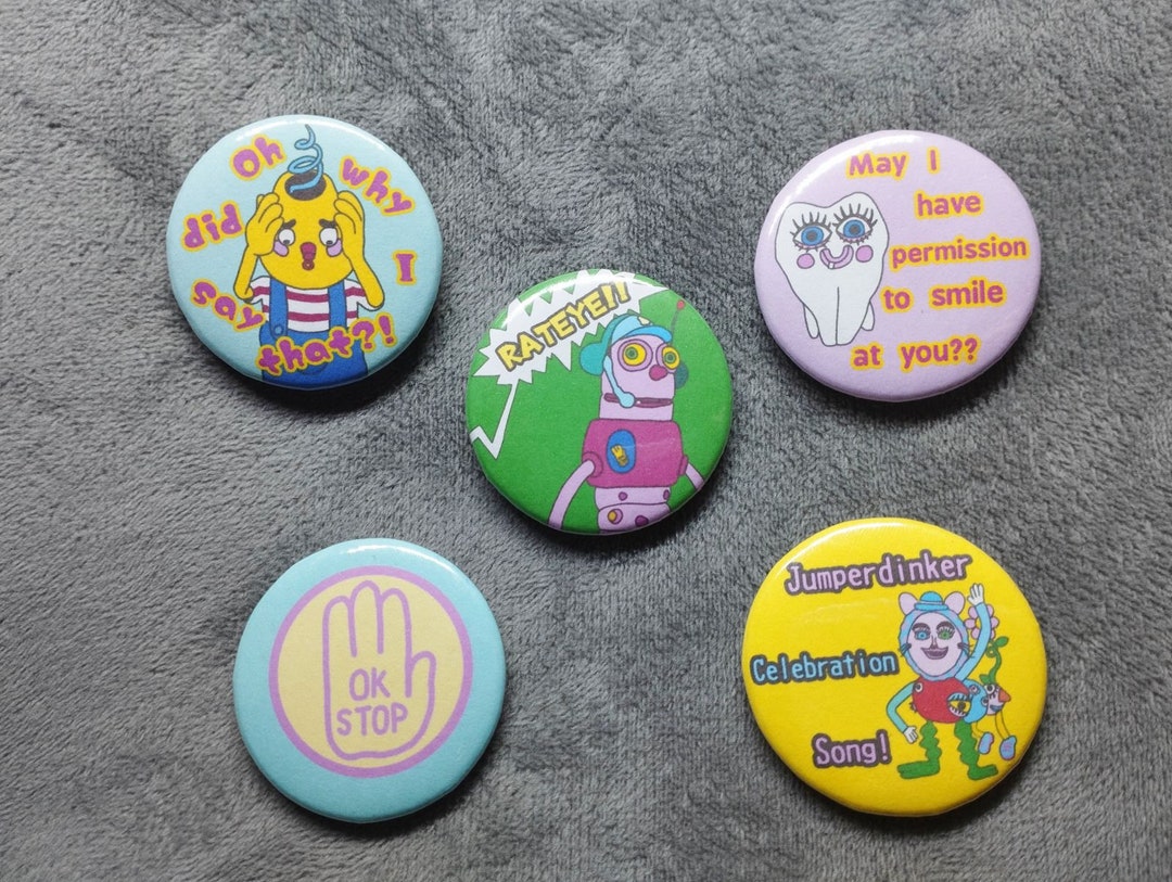 Don't Hug Me I'm Scared Friendship Badges Don't - Etsy