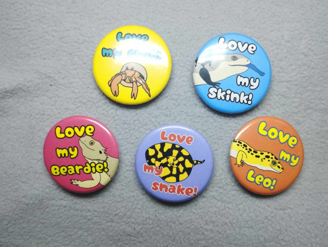 Reptile Badges Herp Pins Pet Lovers Bearded Dragon Blue Tongue Skunk ...