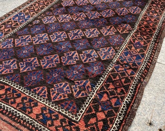 AssyrianRug - Etsy