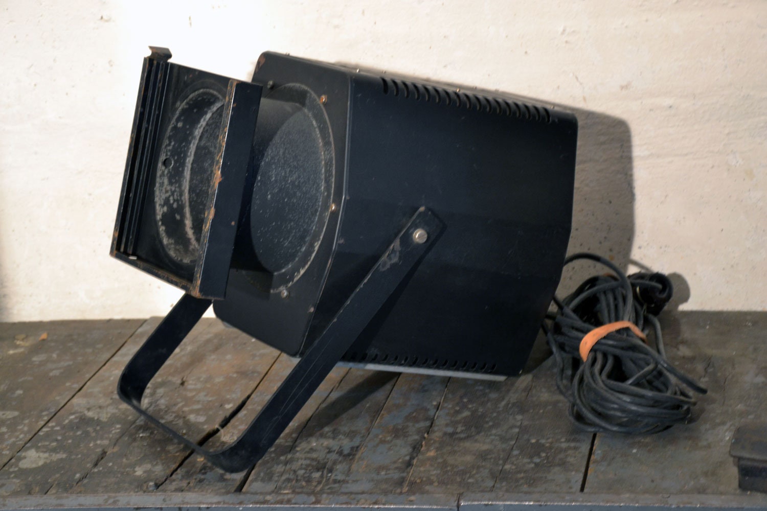 Big Vintage Theater Spotlight, Antique Original Stage Spot Reflector ...