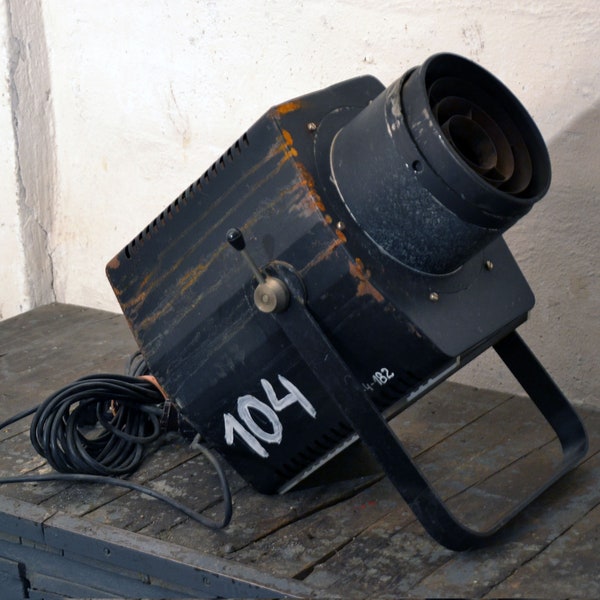 Vintage Spotlight - Etsy