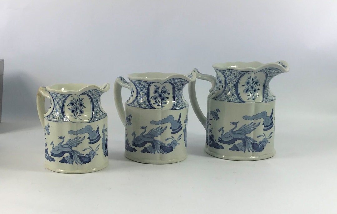 Set of Three Blue and White Old Chelsea Pitchers, Jugs. English. - Etsy