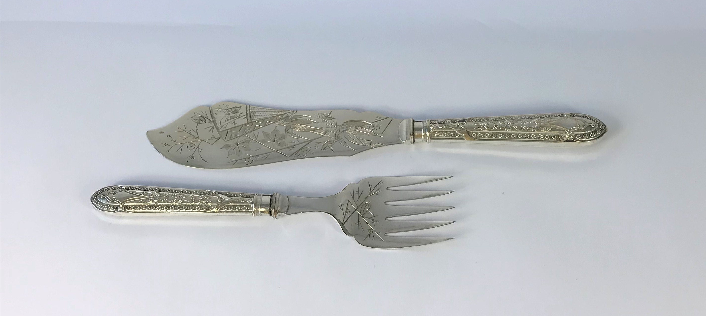 Superb Boxed Set of Antique Victorian Silver-plate Fish Servers. Bright ...