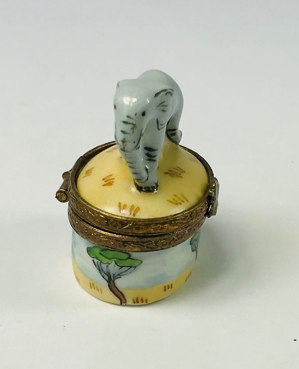 Limoges Porcelain Pill/patch Box. Featuring Elephant - Etsy