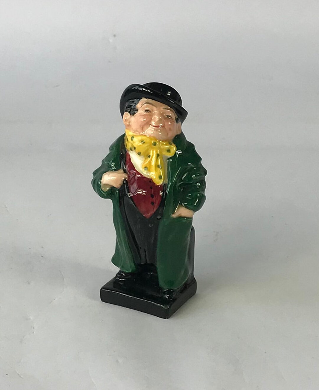 Bone China Porcelain Figurine Royal Doulton Charles Dickens Figurine ...