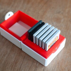 Nintendo 3DS + DS Game Cartridge Holder - Premier Ball - Pokemon ...