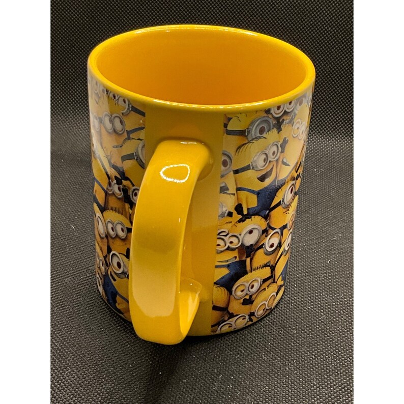 Silver Buffalo DESPICABLE ME Minions 14 Oz Ceramic Coffee Mug W/makers ...