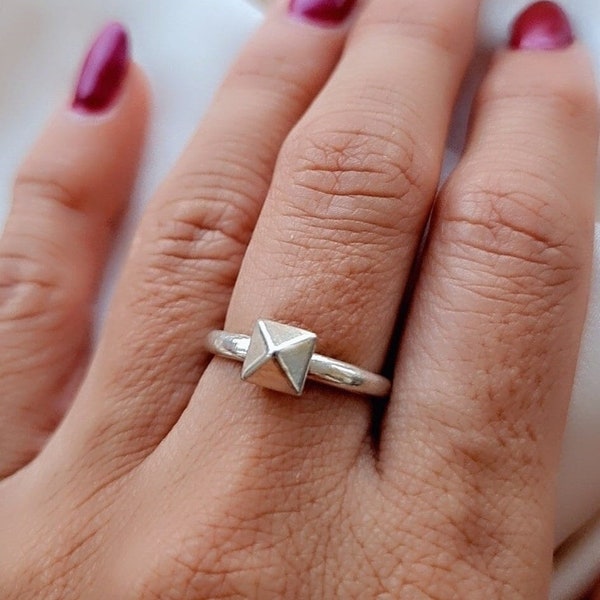 Silver Pyramid Ring - Etsy