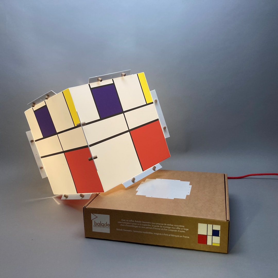 Piet Mondrian Inspired Table Lamp. Bauhaus Style Colorful Lampshade ...