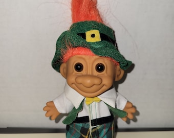 Vintage Russ Troll Doll, Irish Shamrock Sweater, Leprechaun St Patricks ...