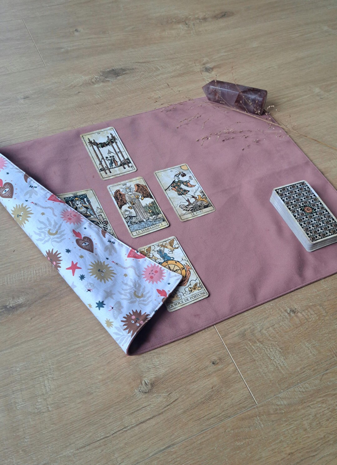 Pink Velvet Oracle and Tarot Reading Mat / Reading Tablecloth / Altar ...
