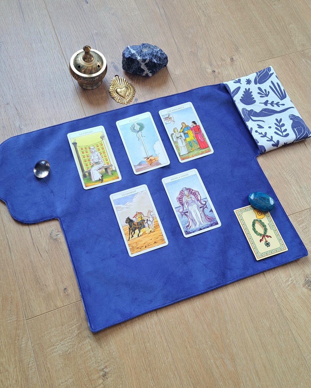 Tarot and Card Nomad Mat / Tarot Mat / Drawing Mat / Tarot Pouch - Etsy