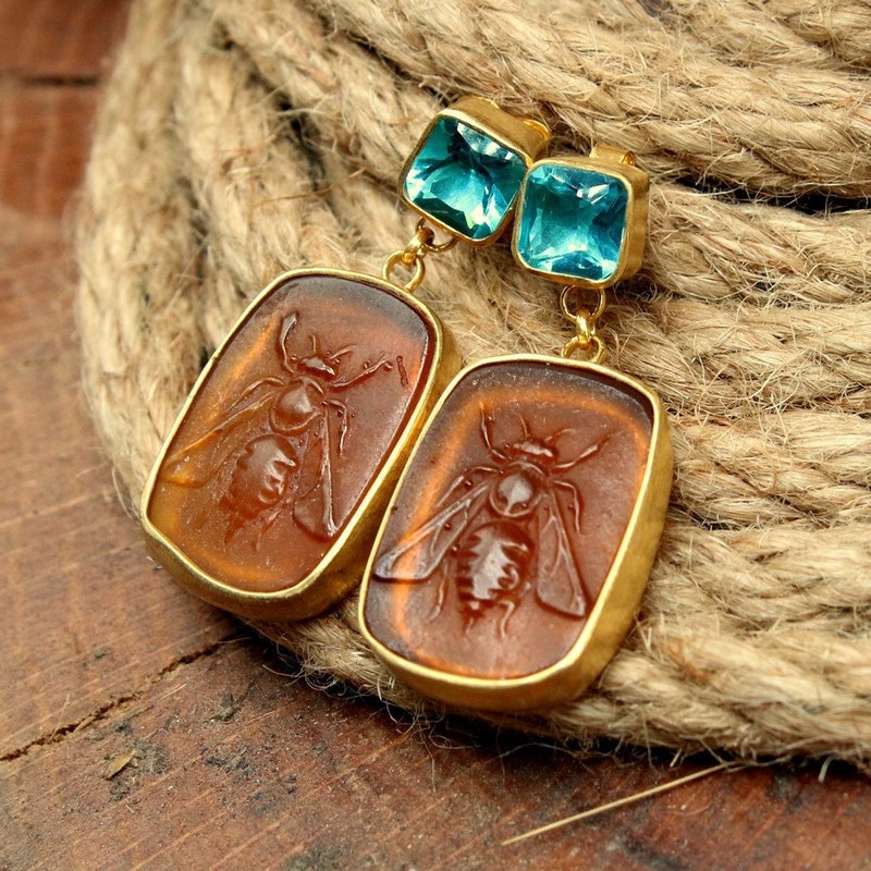 Bee Goddess - Etsy
