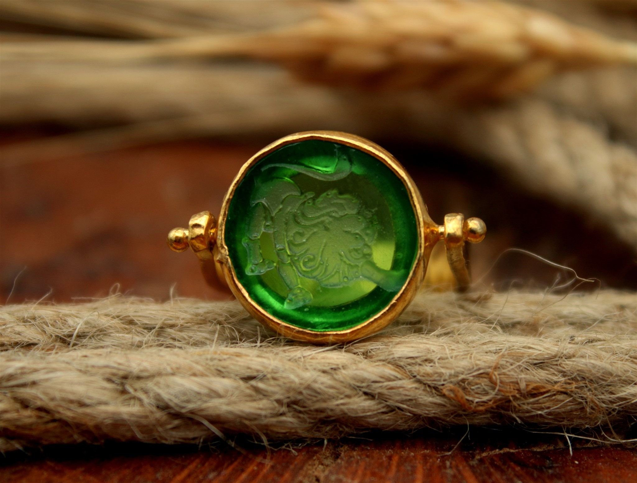 Intaglio Glass Leo Ring Lion King Ring Astrology Ring | Etsy