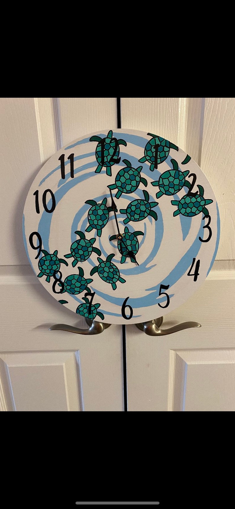 15 in Handpainted Sea Turtle Crawl Clock - Etsy