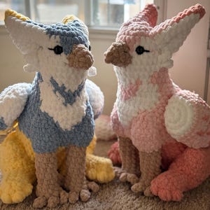 Messenger Mouse Griffin Crochet Pattern - Etsy Canada