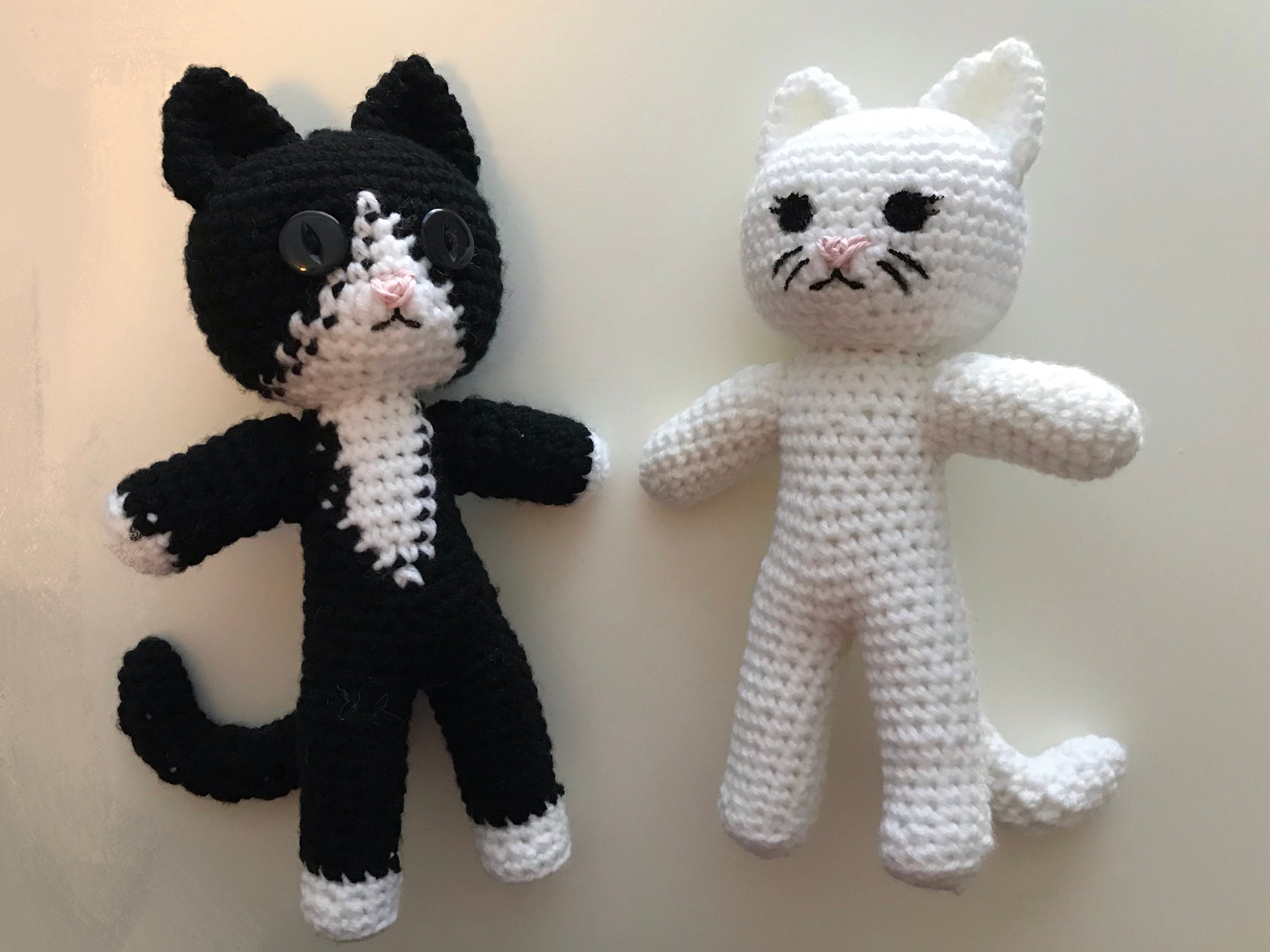 Colonial Cats Crochet Pattern - Etsy
