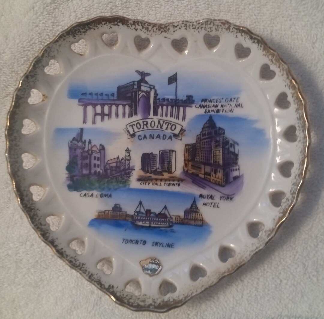 Vintage Toronto Canada Souvenir Plate Gold Trim Heart Shape - Etsy