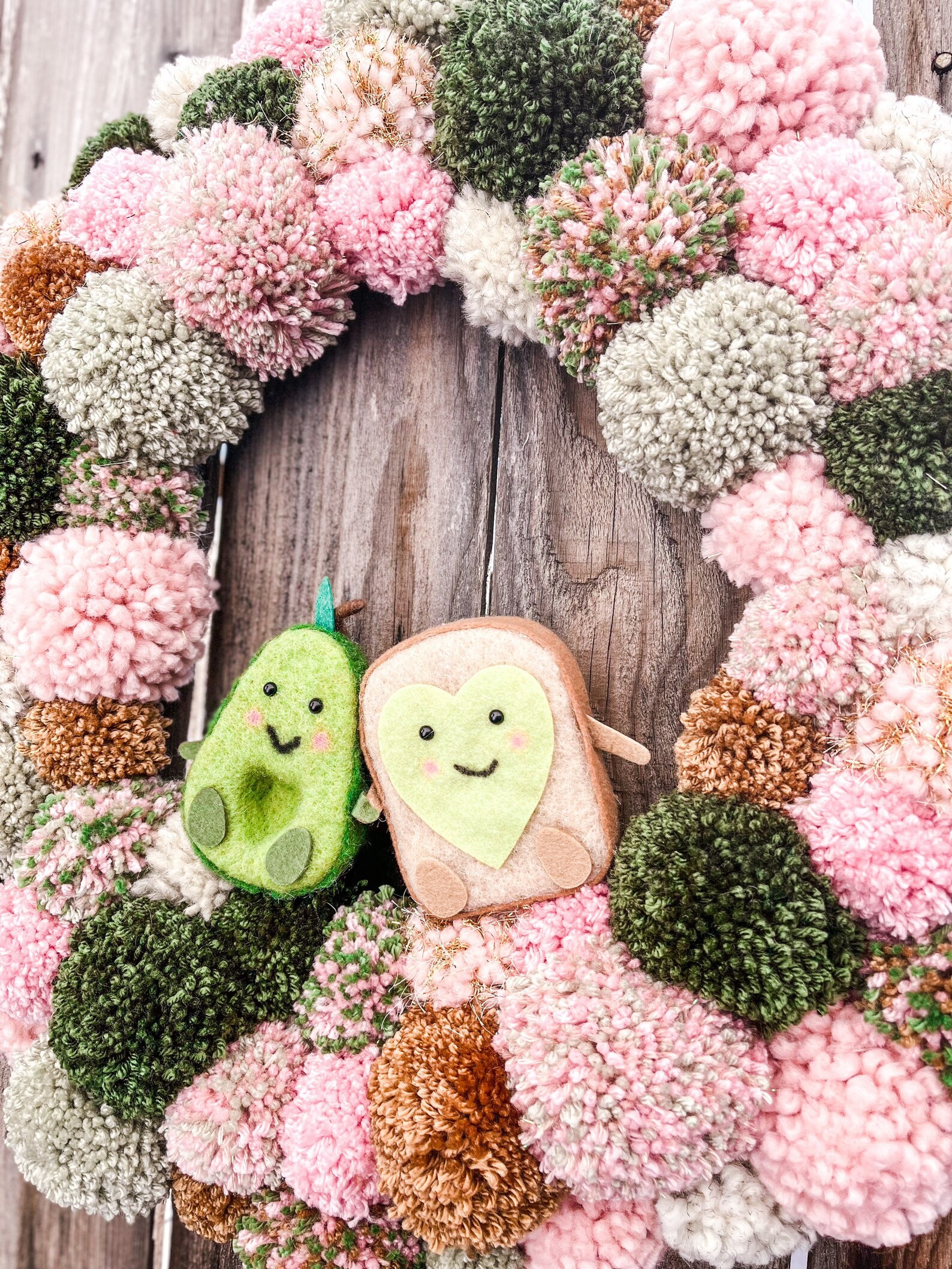 Pom Pom Wreath Avocado Toast - Etsy