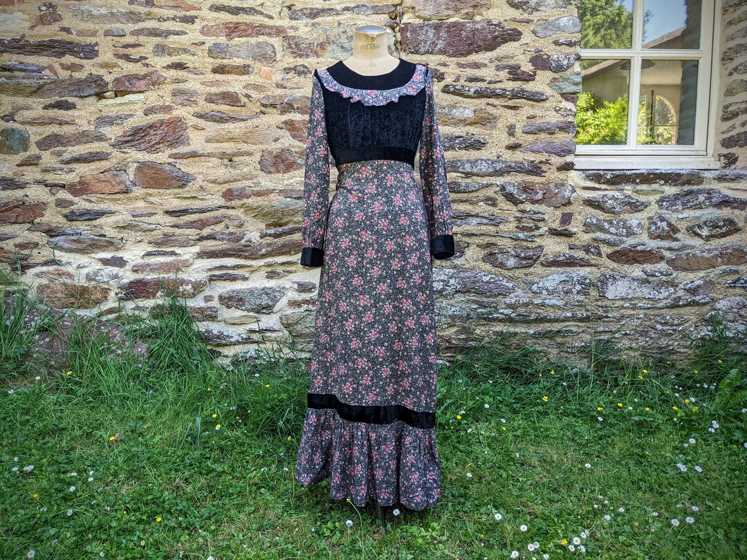 Vintage 1970s Velvet & Floral Prairie Dress | Dark Cottagecore Maxi ...