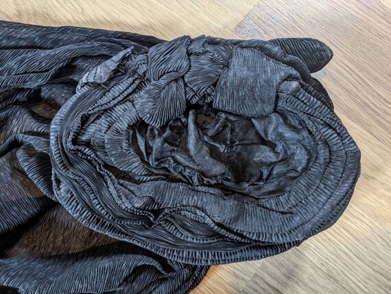 RARE antique Victorian black silk crepe mourning hat … - Gem RARE antique Victorian black silk crepe mourning hat … - Gem