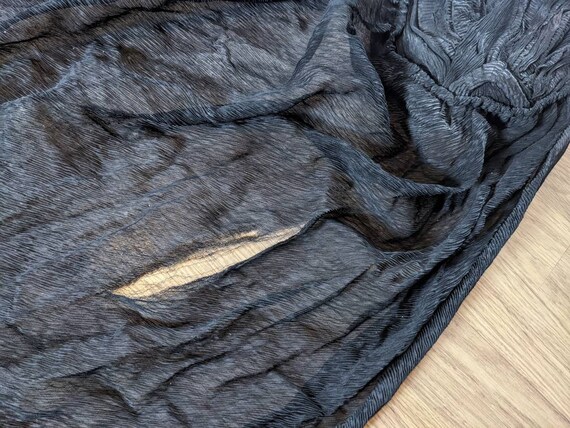 RARE antique Victorian black silk crepe mourning hat … - Gem RARE antique Victorian black silk crepe mourning hat … - Gem