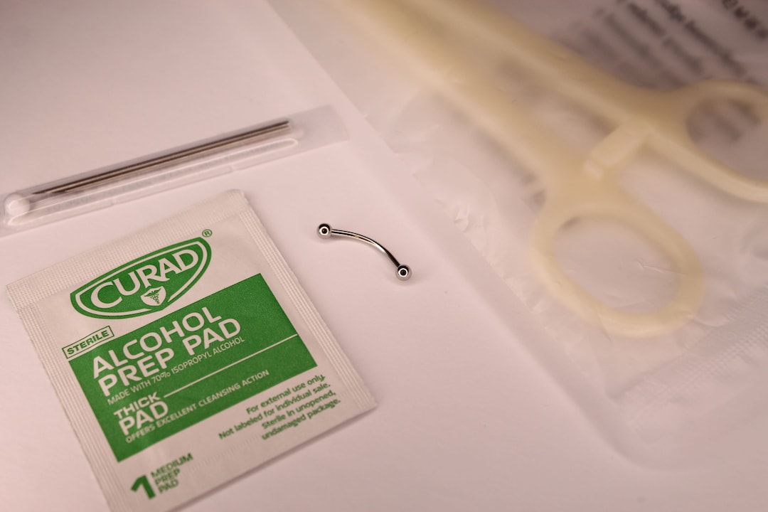 Snake Eyes Piercing Kit• Snake Eye Piercing• Snake Eye Jewelry ...