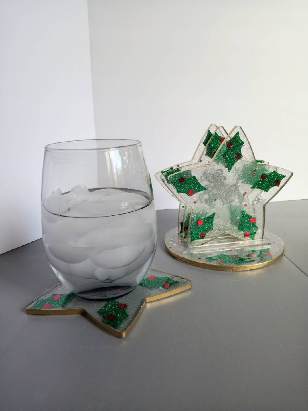 Christmas Themed Coasters | Star Shape Resin Coasters | Set of 4 With ...