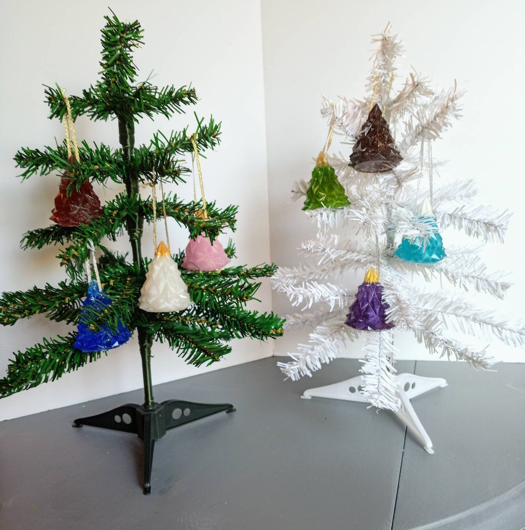 Mini Christmas Tree/ornaments/resin Tree Decor/christmas Decor - Etsy