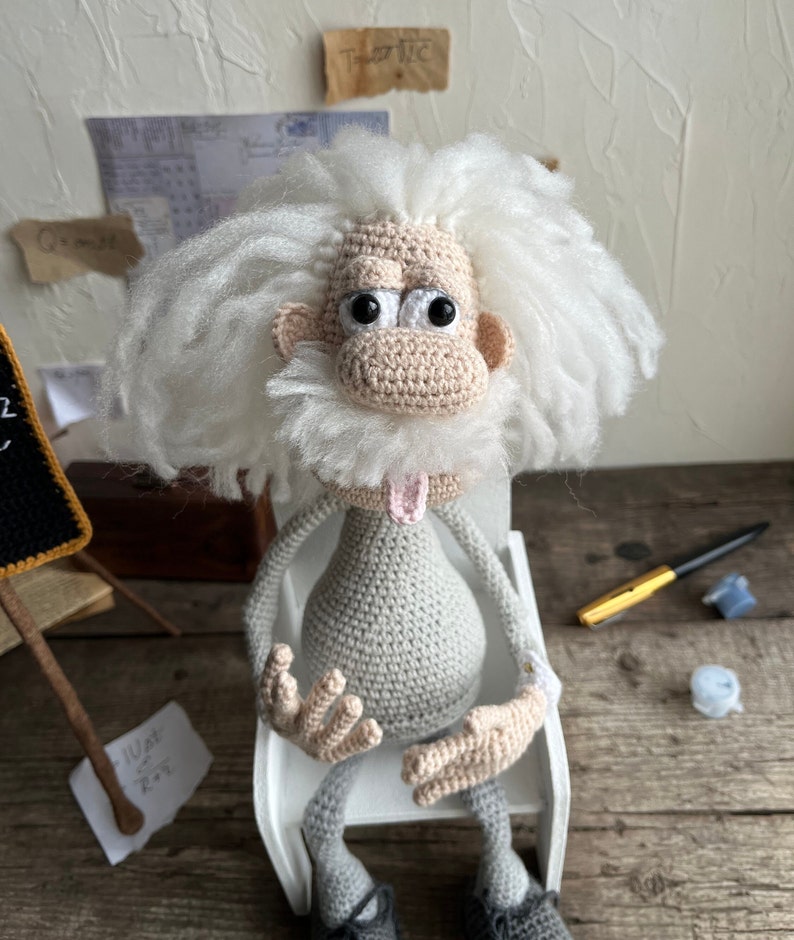 Einstein Doll, Albert Einstein Figurine, Crochet Einstein Art Doll ...