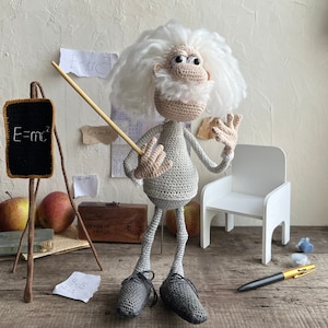 Einstein Doll, Albert Einstein Figurine, Crochet Einstein Art Doll ...
