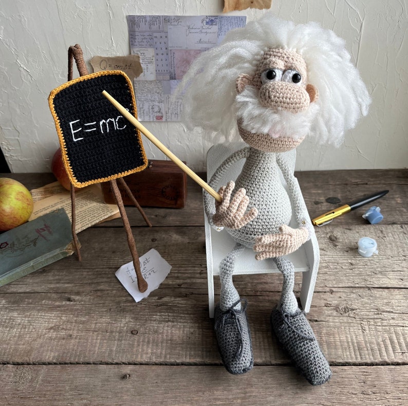 Einstein Doll, Albert Einstein Figurine, Crochet Einstein Art Doll ...