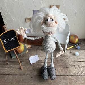 Einstein Doll, Albert Einstein Figurine, Crochet Einstein Art Doll ...